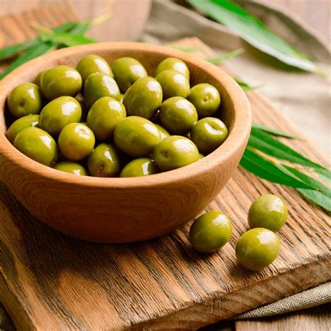 Купить Оливки Зеленые с косточкой Продукты Средиземноморья [KO&CO ...