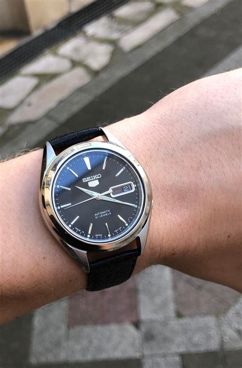 [Seiko SNKL23J1] My first watch for homecoming : Watches