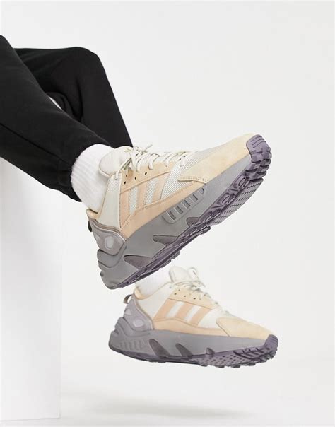 Заказать Повседневные кроссовки Бежево-серебристые кроссовки adidas ...
