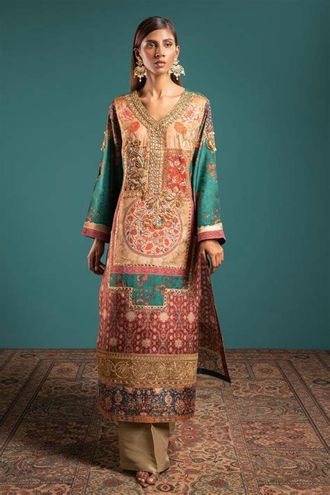Maha-07 | No 1 Fashion Designer in Pakistan