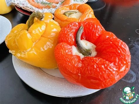 Фаршированные красные перцы с сыром – кулинарный рецепт