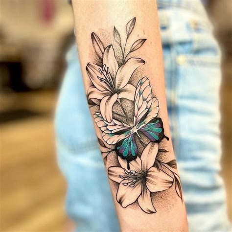 80 Best butterfly tattoos from Instagram portfolios of tattoo masters ...