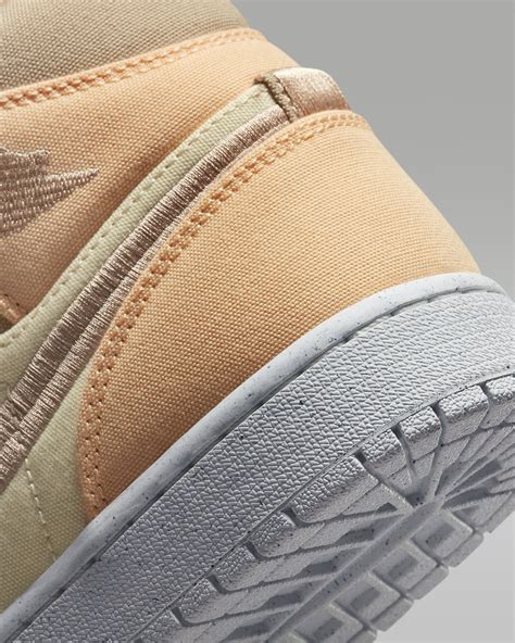 Air Jordan 1 Mid SE Women's Shoes. Nike SK
