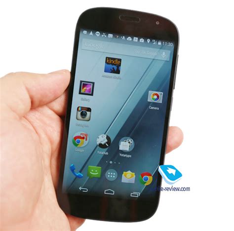 Mobile-review.com Обзор российского смартфона с двумя экранами ...