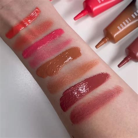 Свотчи новых бальзамов для губ и щек Bobbi Brown Creamy Colour for ...