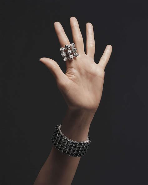 The Cartier Clash collection part 2 - Something About Rocks