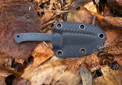 Neck knife “Stinger” – Alexey Susoeff