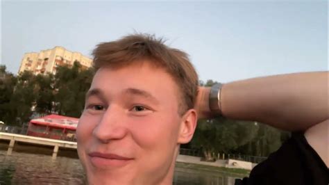 ПЕРВЫЙ СТРИМ ТАТВОЛА НА ТВИЧЕ | ЖЕСТКИЙ ХАСАН НА ЛОДКЕ - YouTube