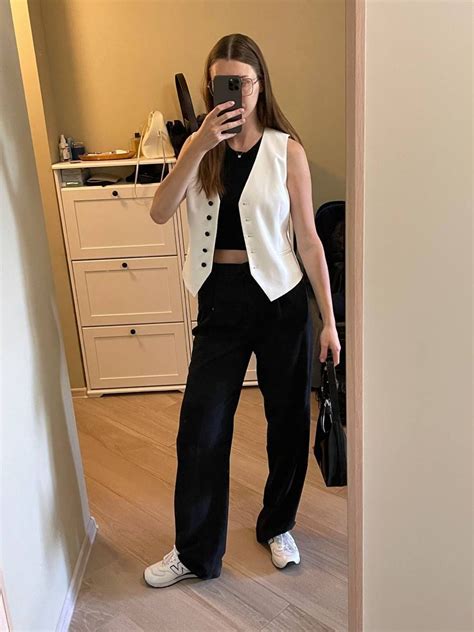 Waistcoat look ootd | Weiße weste outfit, Outfit, Outfit ideen