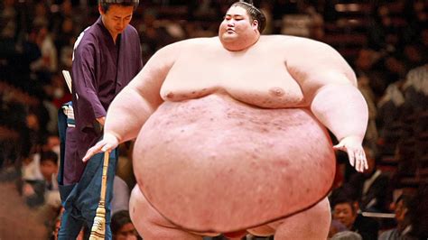 12 COSAS QUE NO SABÍAS SOBRE LOS LUCHADORES DE SUMO - YouTube