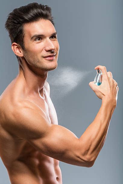 Perfume Spray - Bilder und Stockfotos - iStock