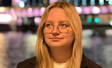 SHOT: 22-летняя девушка умерла от сепсиса после операции на кишечнике в ...
