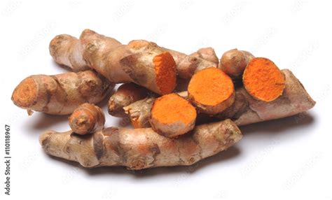 ขมิ้น Curcuma longa 薑黃 Zerdeçal Куркума длинная Cúrcuma كركم Turmeric ...