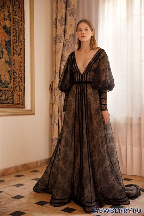 Вечерние платья и костюмы Saiid Kobeisy Resort 2020 | Fancy dresses ...