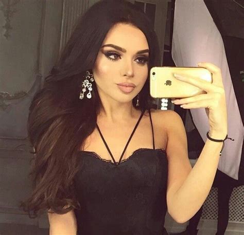 Pin de jєииα ♛ em Make-Up & Glam