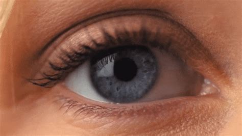 Come creare l'effetto di transizione Eye Zoom con Filmora