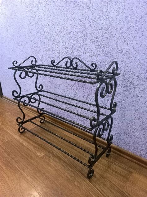 Кованая обувница (калошница) трехярусная А3 купить в интернет-магазине ...