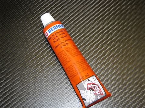 Dauerplastische Universal Dichtmasse (Kraftstoffbeständig) - MTS Motorsport