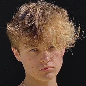 Enzo Rossi - Age, Family, Bio | Famous Birthdays