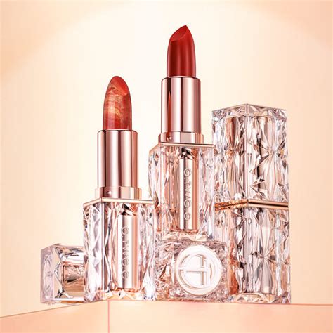 Lips – OTWOO.COM.PK