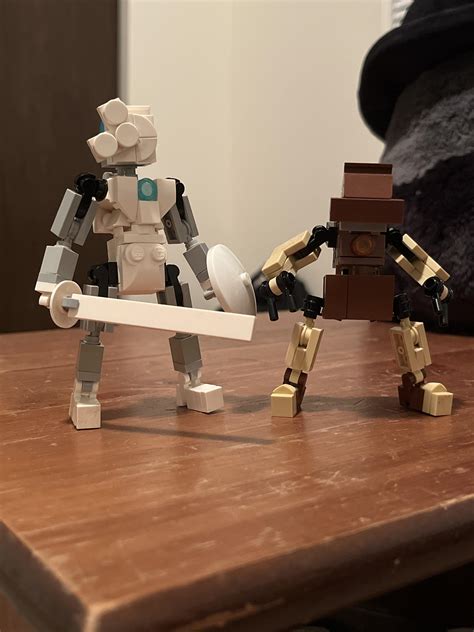 Two little goobers i made : r/bioniclelego