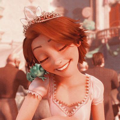 Pin by 🧚‍♀️ on princesas da disney☆ | Rapunzel short hair, Rapunzel ...