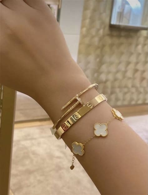 Pin by Rojena on مرات الحفظ السريع | Classy jewelry, Luxe jewelry ...