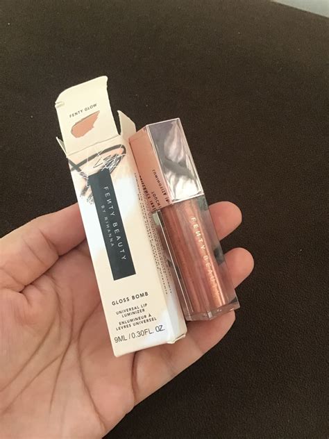 Fenty beauty gloss bomb (Fenty glow) FREE SHIPPING on Carousell