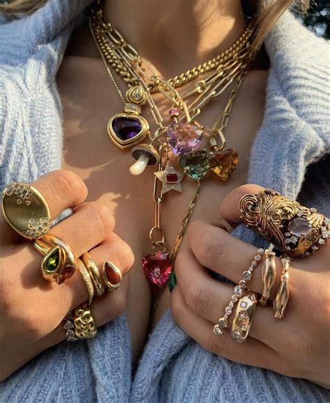 maximalism gold jewelry | Vintage jewelry, Chunky jewelry, Stacked jewelry
