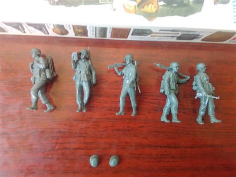 Солдатики "Tamiya" 1/35 - Немецкий пулеметный расчет на марше WW2: 300 ...