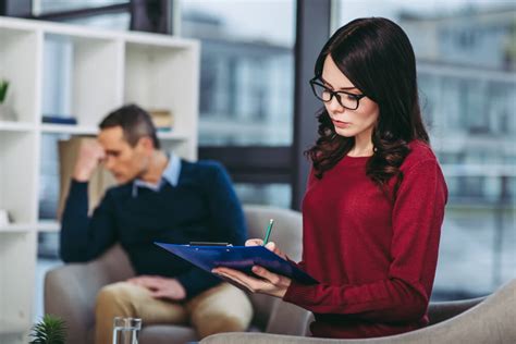 Як зрозуміти, що пора до психотерапевта?
