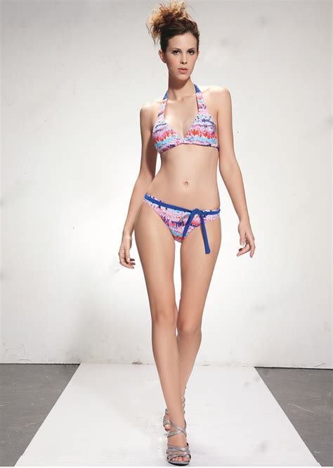Bikinis N2588