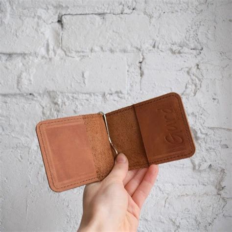 Купюрница из натуральной кожи | Wallet, Unique, Cover