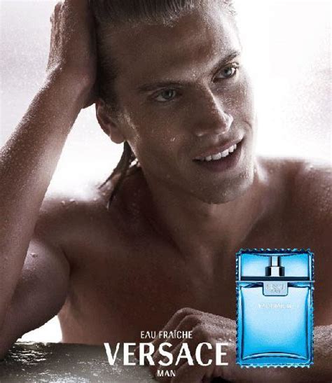 Versace Eau Fraiche Man: парфюм, который достоин вас! :: SYL.ru