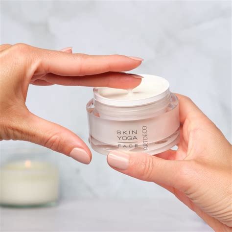 Коллагентай сэргээгч тос - Collagen Booster Cream with Vitamin C ...