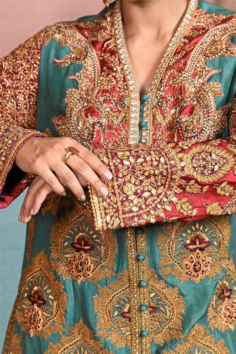TS-7 | No 1 Fashion Designer in Pakistan - Shamaeel Ansari