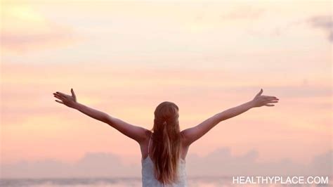 10 Amazing Positivity Facts to Improve Your Outlook | HealthyPlace