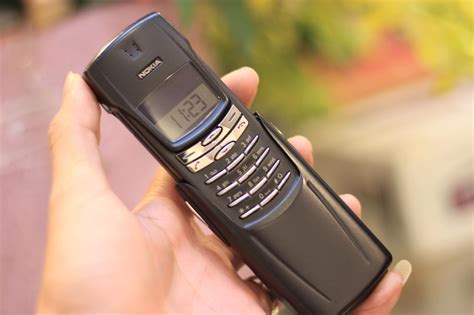Nokia 8910i specs, faq, comparisons