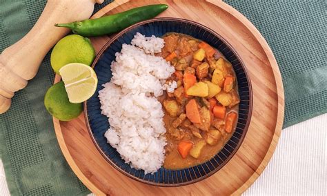 Карри по-японски – единственное блюдо с рисом, которое едят ложками ...