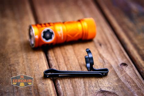 Skilhunt EC200S Mini EDC Flashlight Review - ZeroAir Reviews