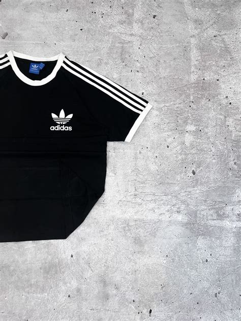 Футболка adidas базовая черная black: 515 грн. - Футболки Київ на Olx
