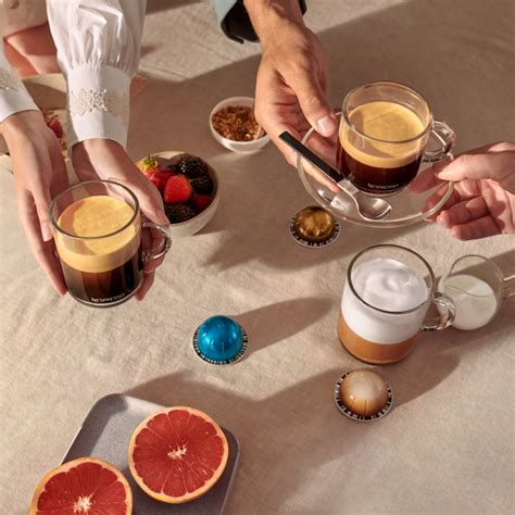 DeLonghi ENV120.W Nespresso Vertuo Next kapszulás kávéfőző, fehér Fehér