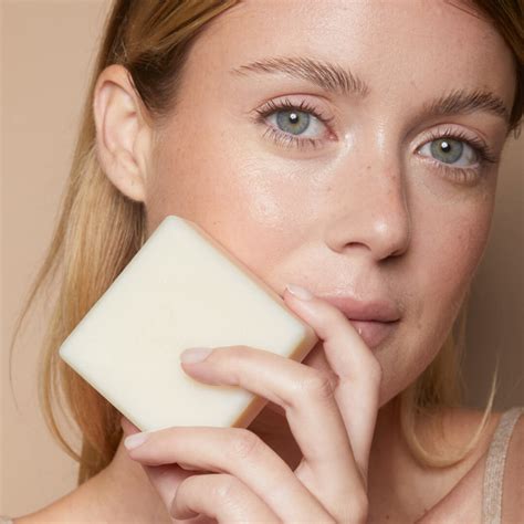 Extra-gentle soap for extra sensitive skins