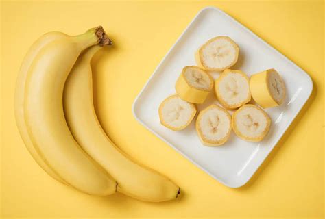 PROPIEDADES DE LA BANANA, un conocido alimento y más.
