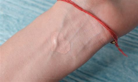 Becca Under Eye Brightening Corrector: мой отзыв о корректоре | Beauty ...