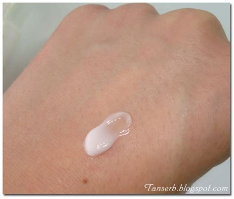Два отличных легких крема для рук: Faberlic Moisturizing Hand Cream ...