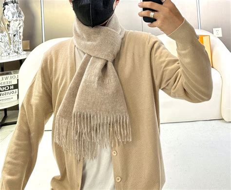 Шарф Burberry - купить с доставкой по выгодным ценам в интернет ...