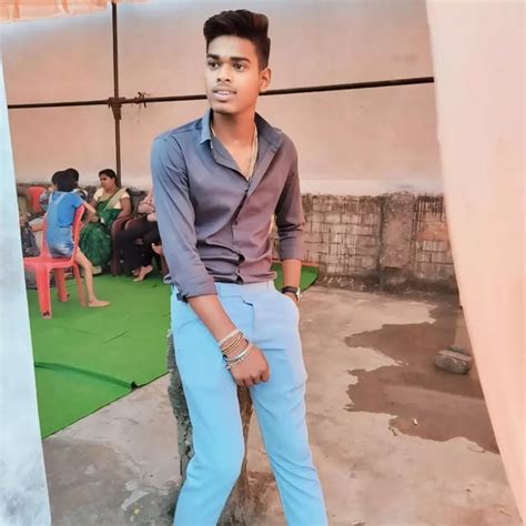 sumeet_dahariya_03 (@____khati_satnamii____) • Threads, Say more