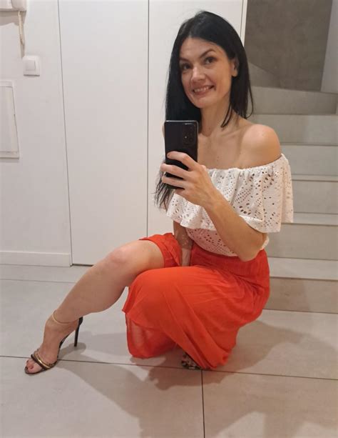 ️ [F36] : r/SelfieOver25