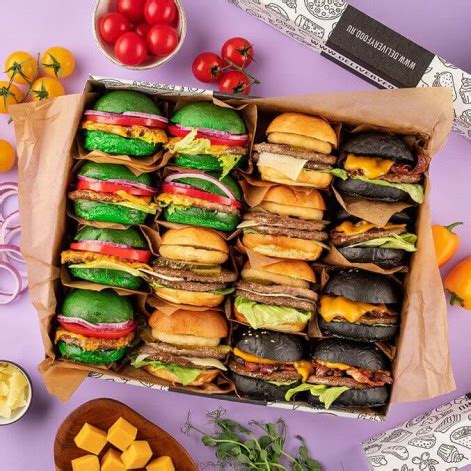 Фуршетные боксы с едой - купить в DeliveryFood в Москве с доставкой